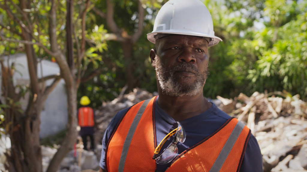 ‘Mountains’ Producing Lab Fellow Robert Colom Brings Miami to the Main ...